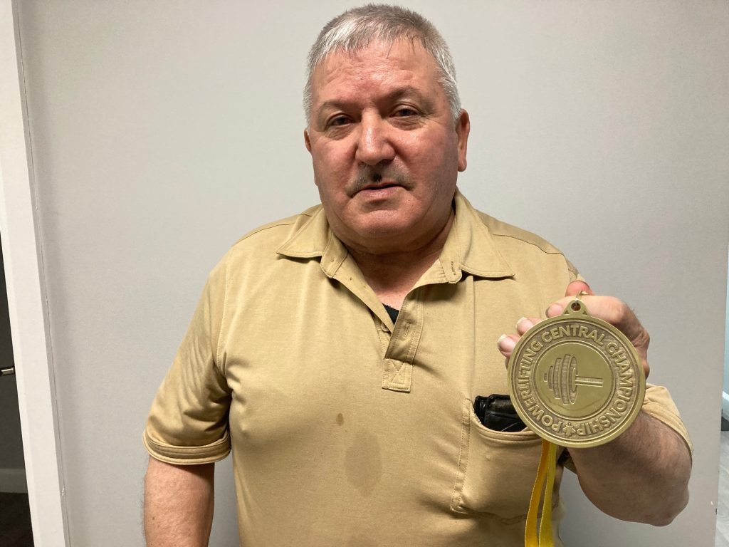 Dynamophilie: autre médaille d'or pour Daniel Royer - Beauce Média