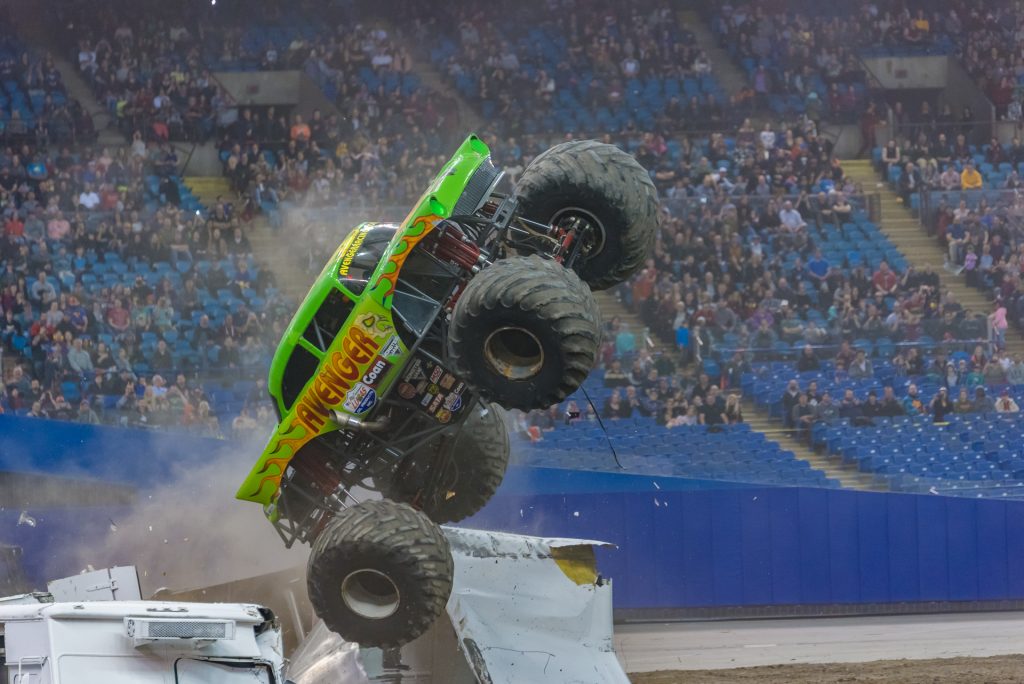 Monster Spectacular: les monster trucks débarquent à l'Autodrome ...