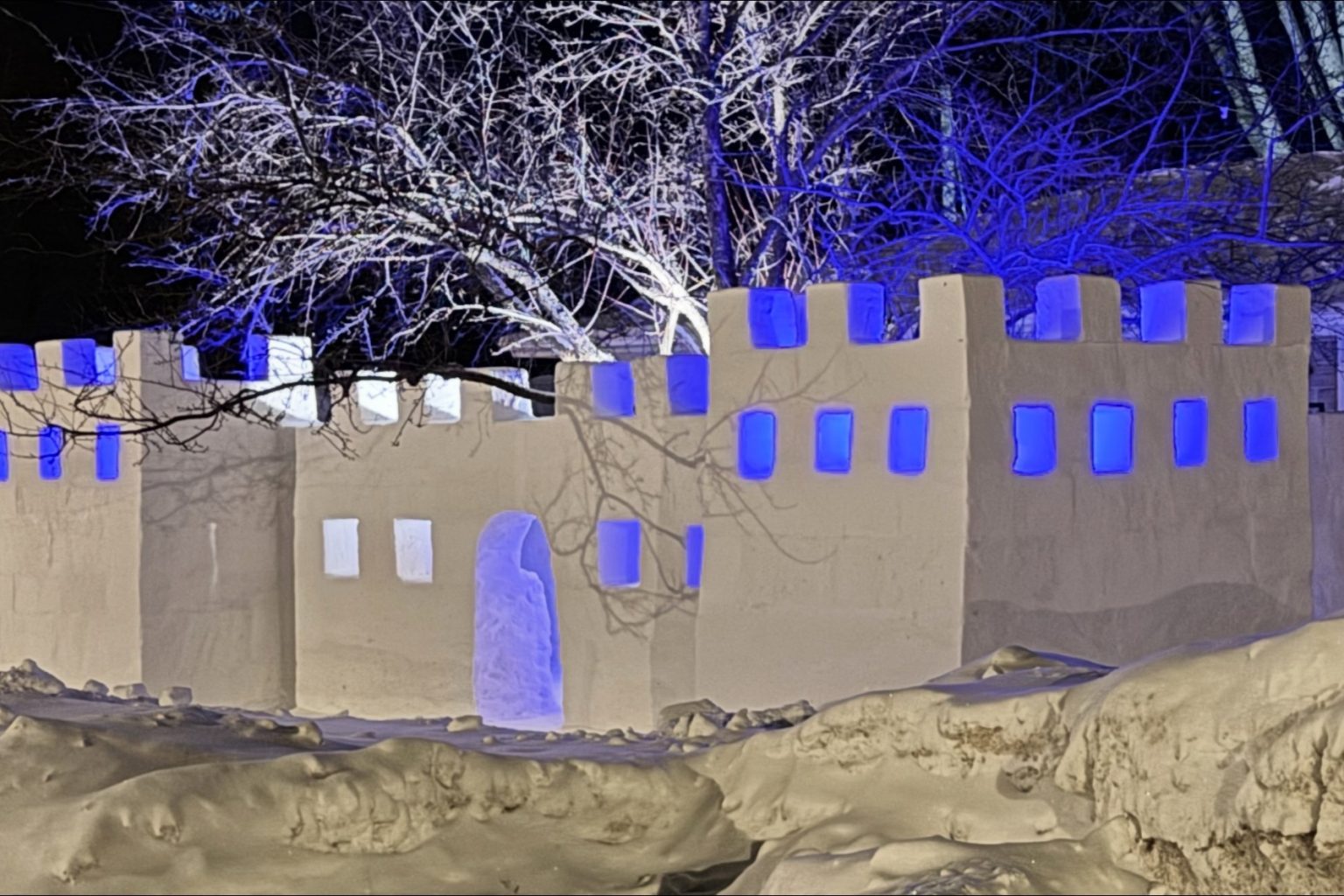 Construire un fort? Non. Un château! - Beauce Média